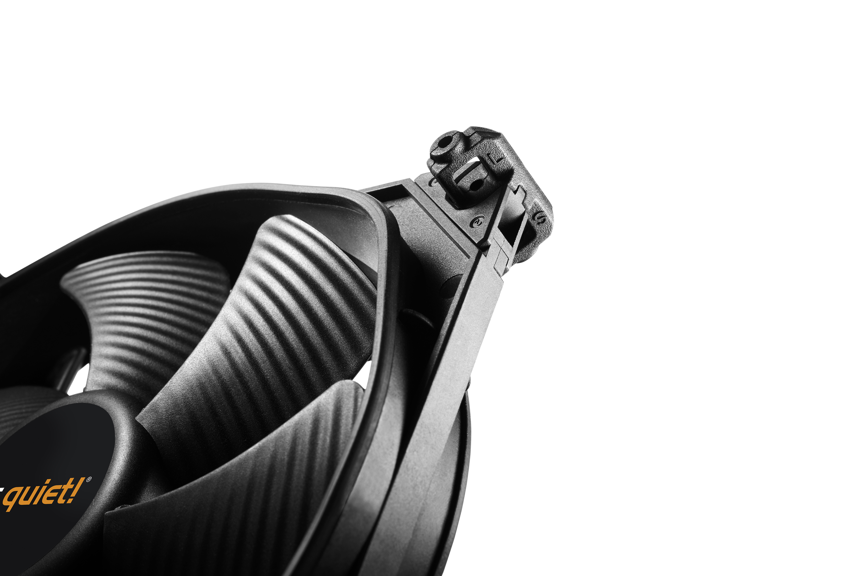 SILENT WINGS 3 140mm Silent High end Fans From Be Quiet SILENT WINGS 3 140mm Silent High end Fans From Be Quiet